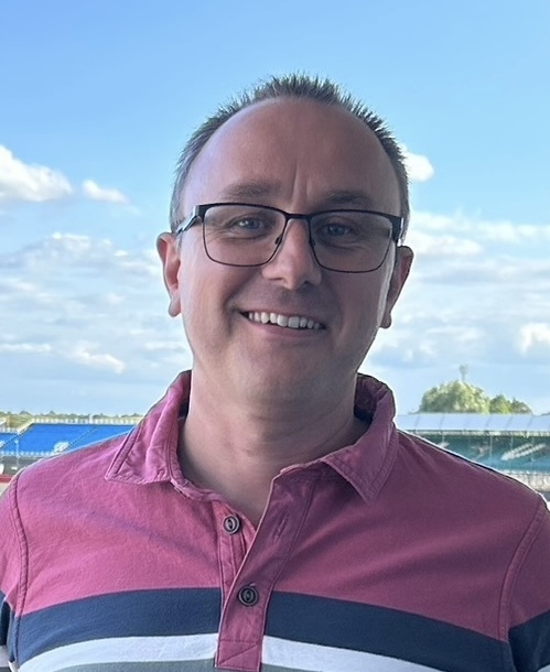 How Relative Insight uses generative-AI to improve customer experience ...